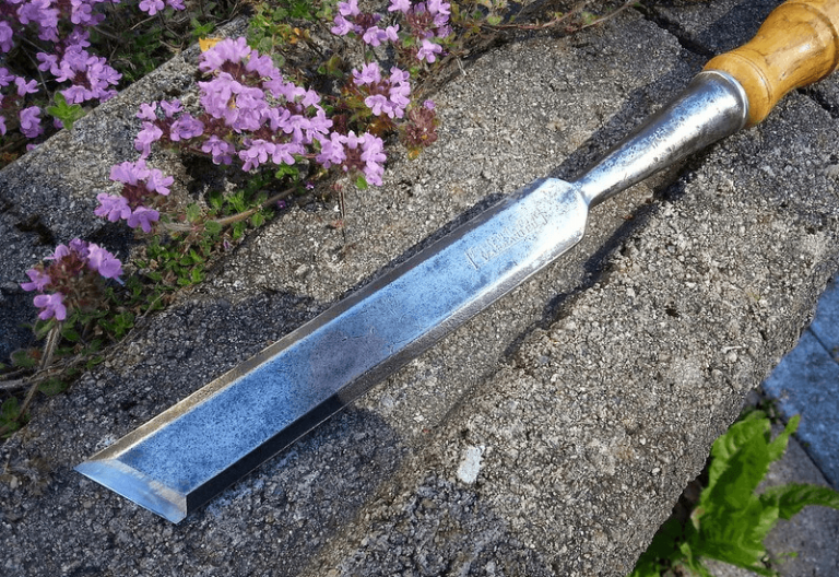 A Beginner's Guide to Skew Chisels 2025