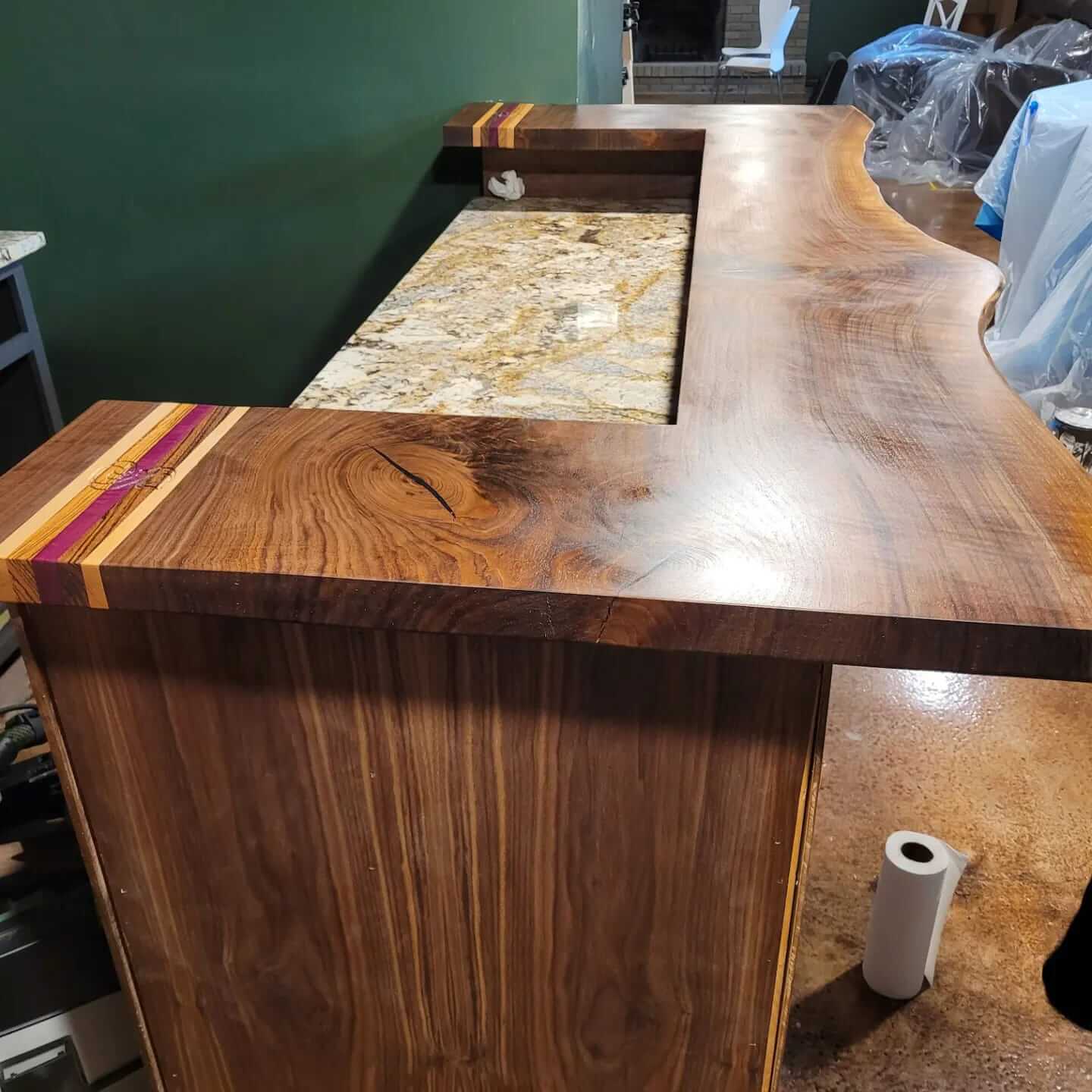 5 Best Woods for Outdoor Bar Tops 2025