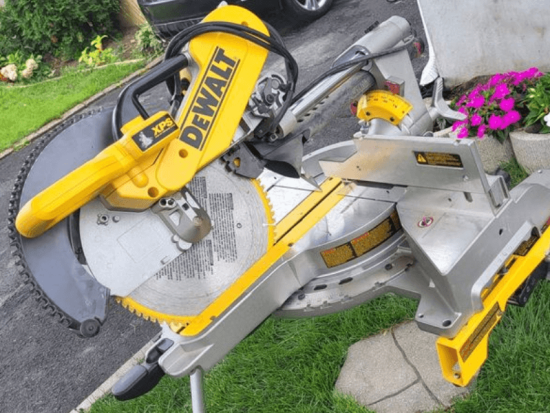 DWS779 vs DWS780 Miter Saw: The Ultimate Comparison Guide 2025