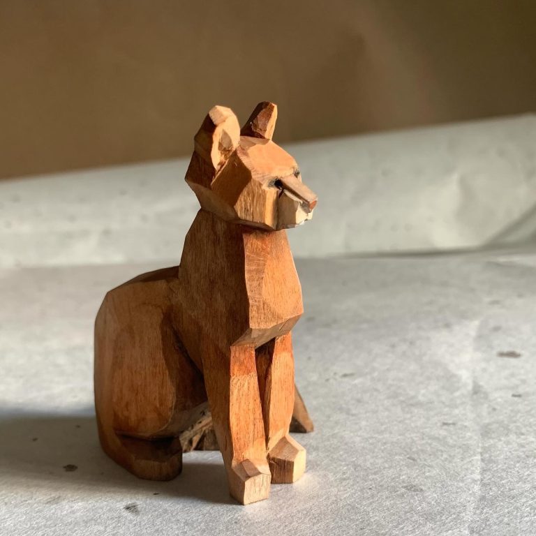 60 Easy wood carving projects for beginners 2025