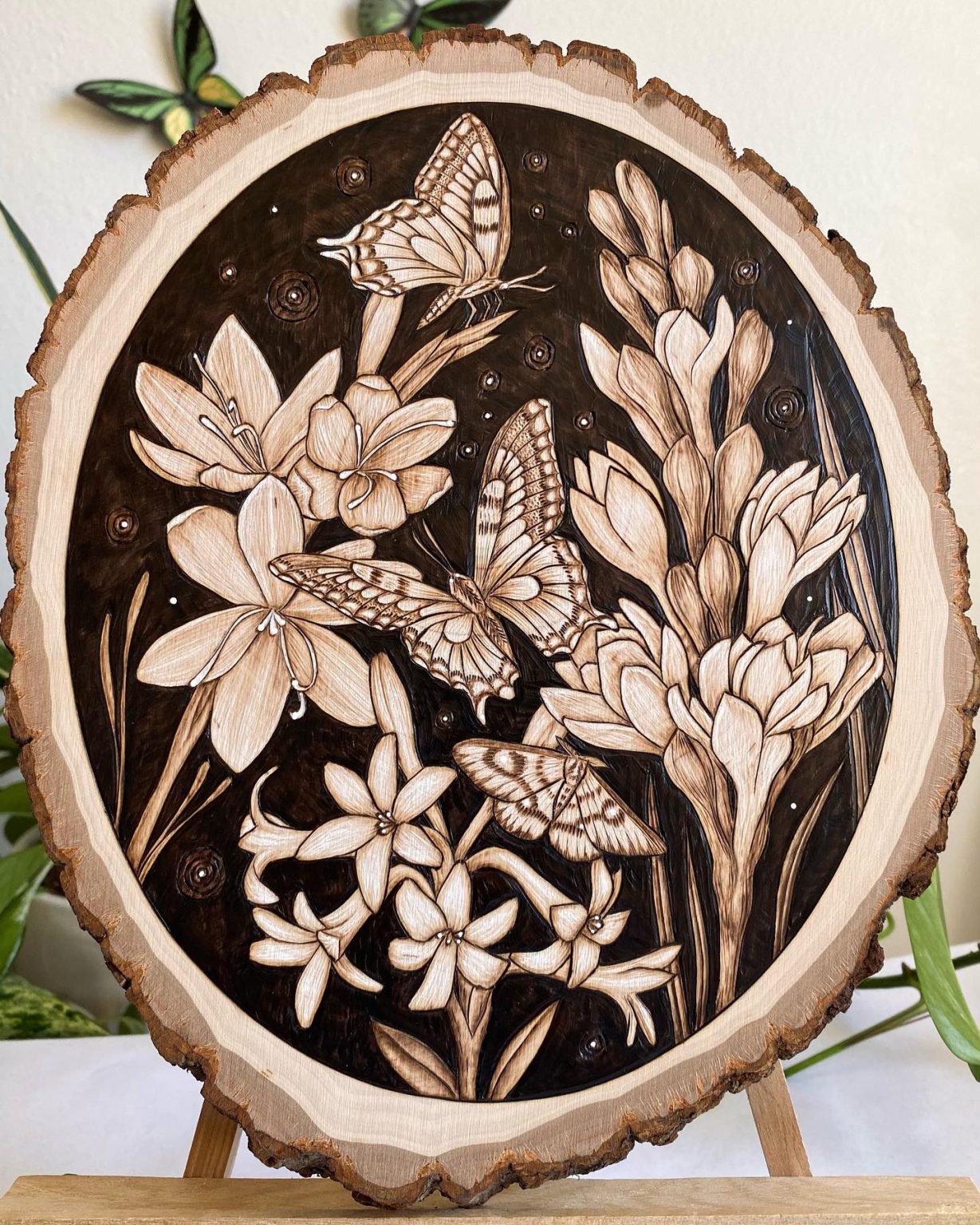 35 Stunning Wood Burning Ideas to Spark Your Creativity 2025