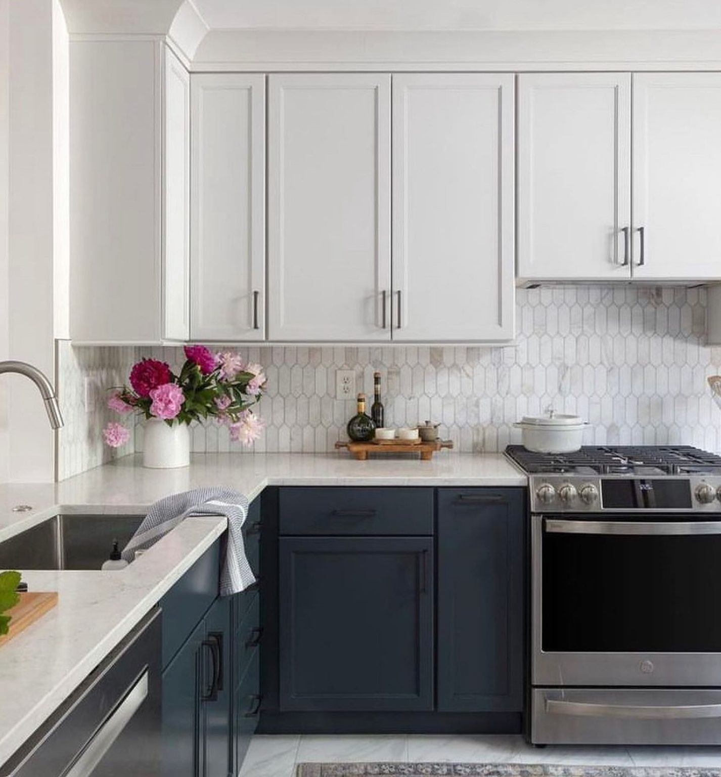 30 two-tone kitchen cabinets color combination ideas 2026