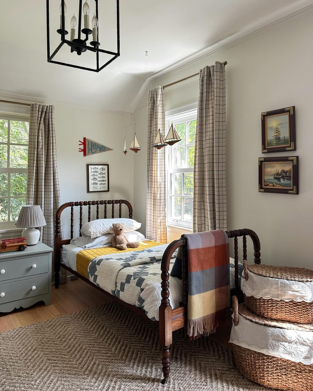 Boys Bedroom Design: 30 Ideas for Fun, Function, and Style 2025