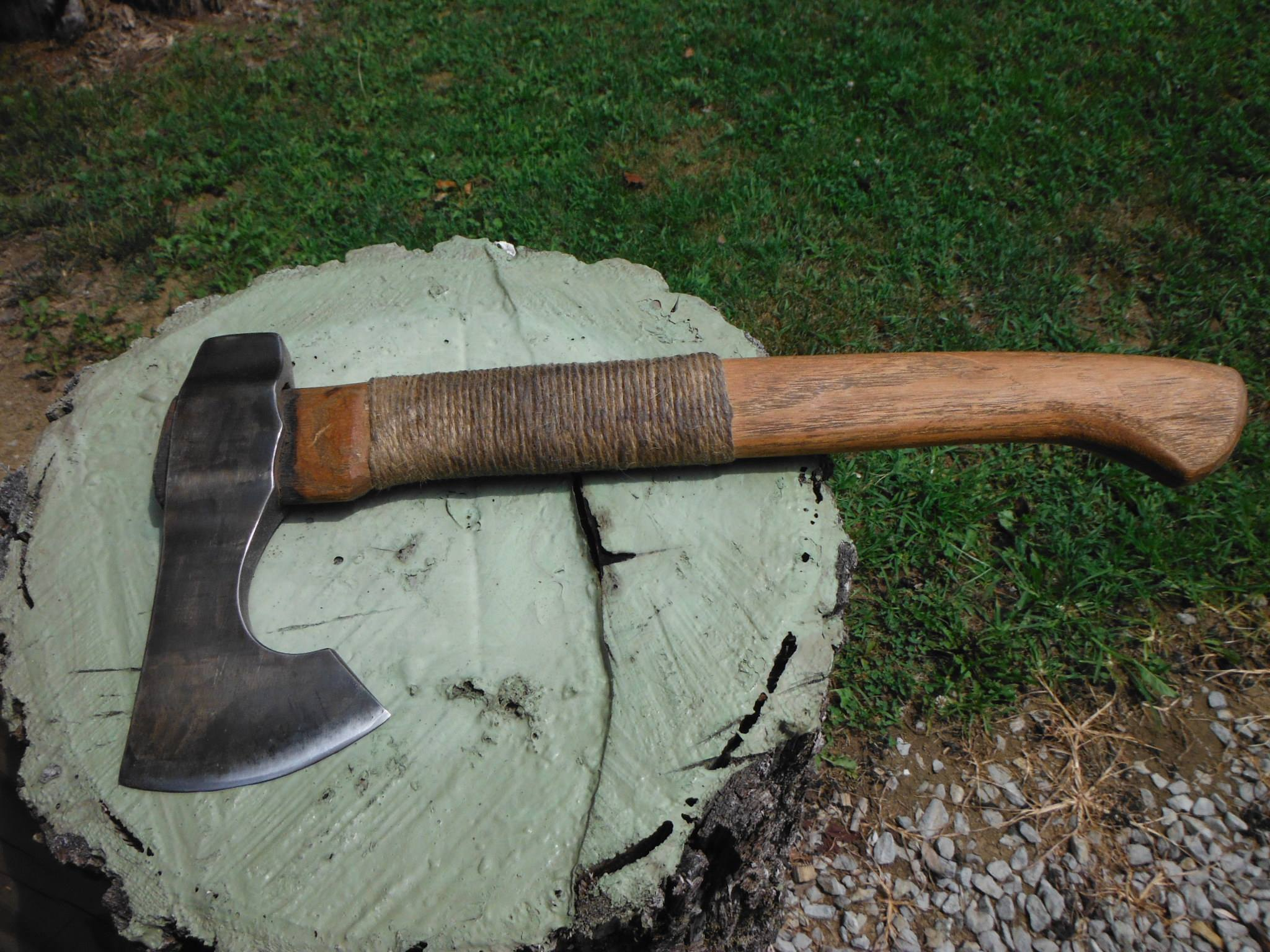 Best Wood for Axe Handle 2025