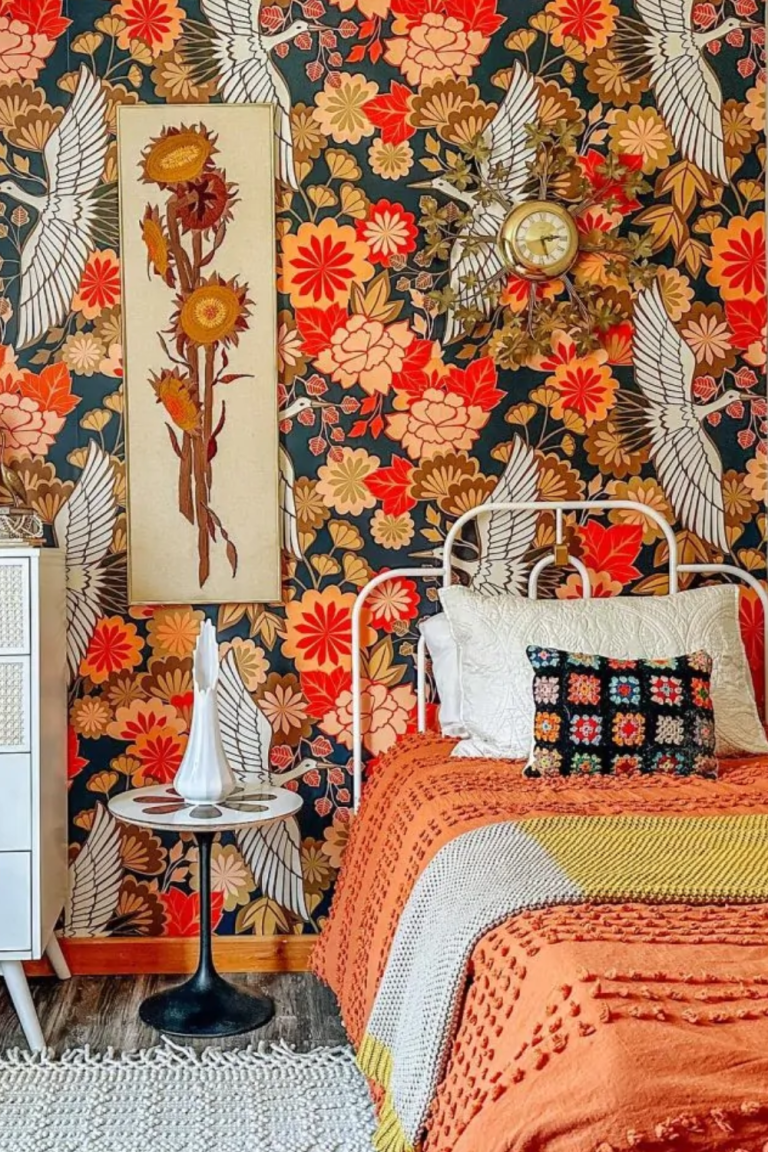 Celebrate Individuality: 10 Eclectic Bedroom Ideas to Make Your Room ...