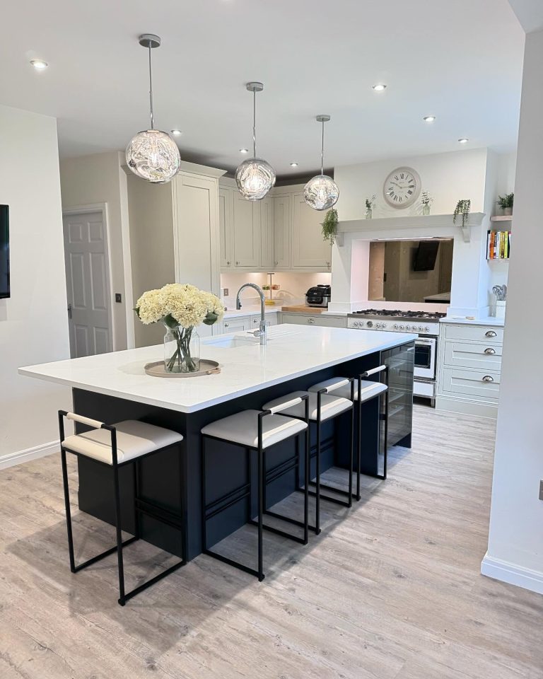 Stylish Bar Stools for Kitchen Islands: A Guide for Every Decor Lover 2026