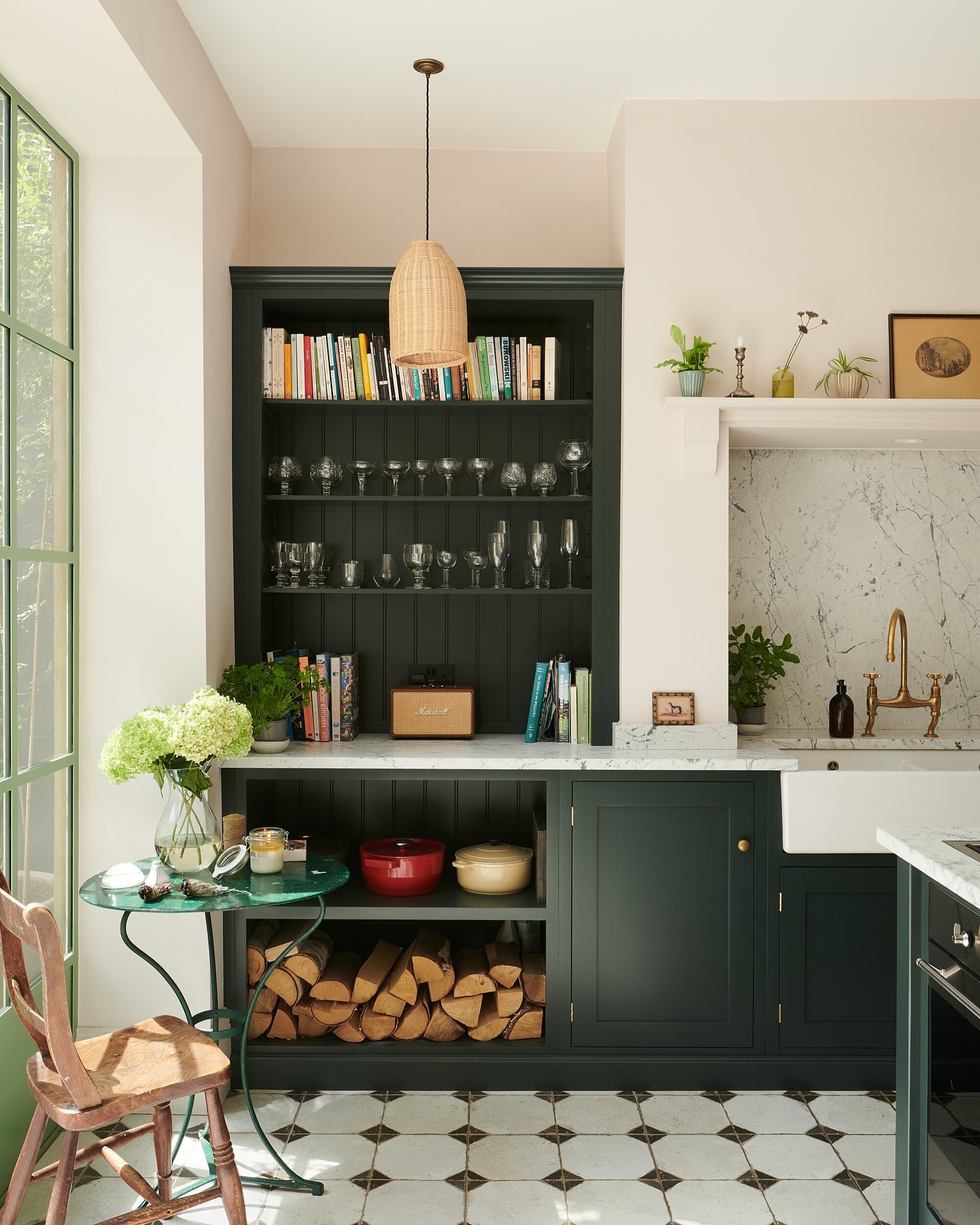 What is the Green Kitchen Trend in 2025? Colorful Ideas for a Bold Look ...