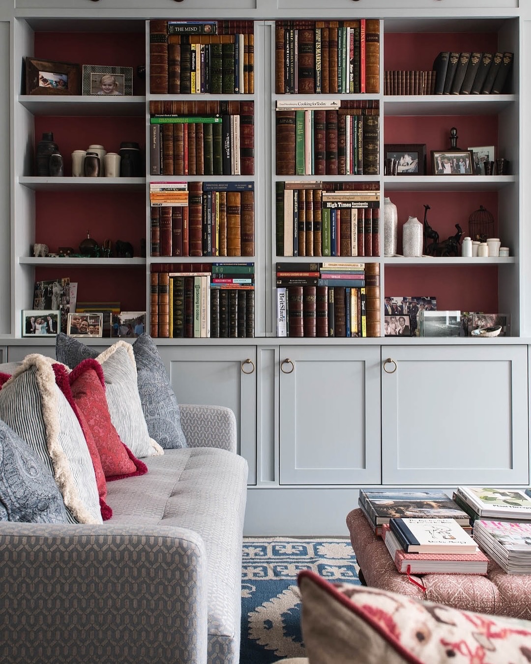 15 Bookshelf Ideas to Elevate Your Home Library 2025