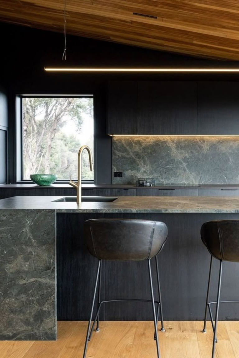 10 Moody Kitchen Ideas for a Dramatic and Sophisticated Space 2026